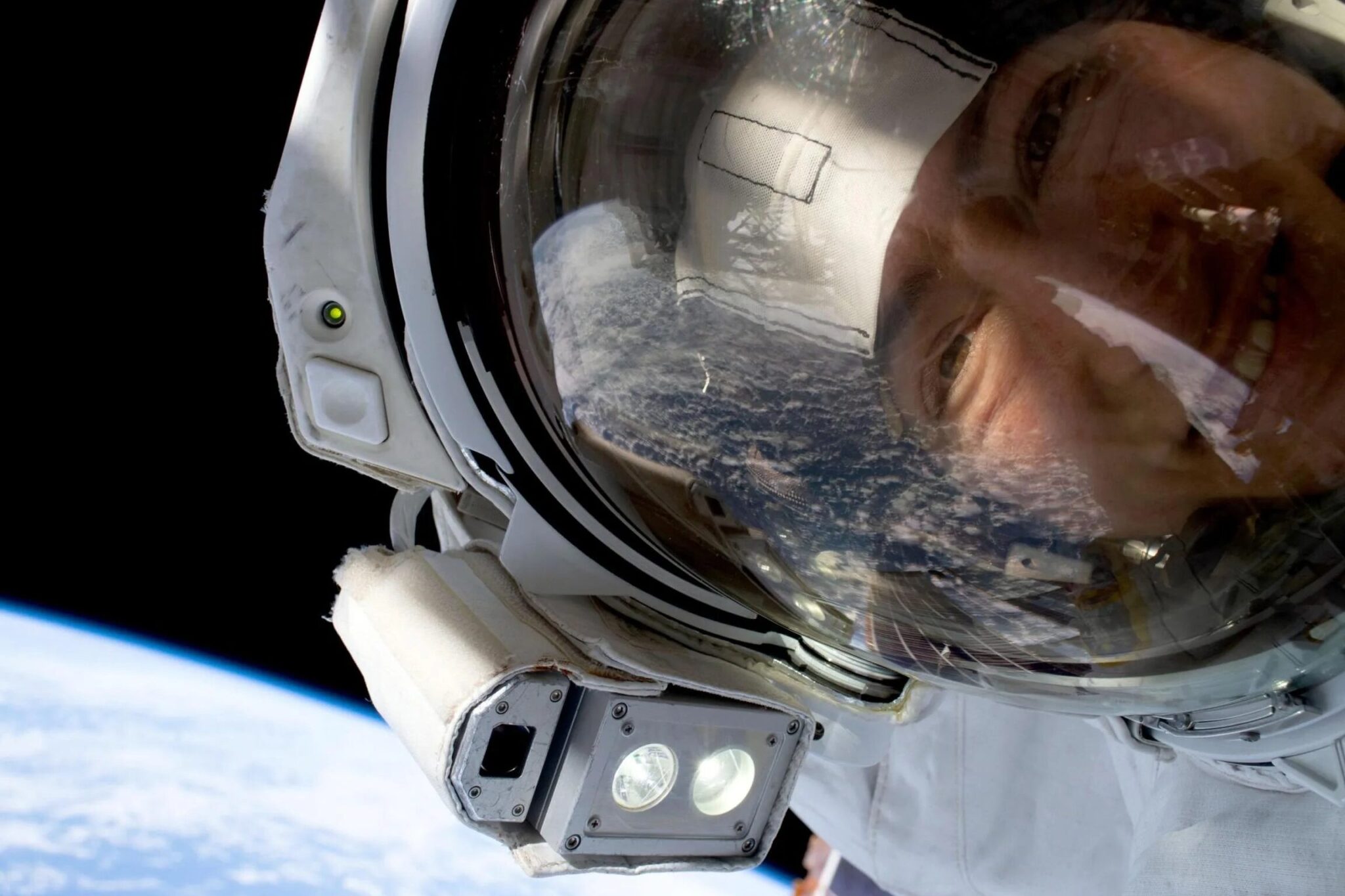 Cómo interviene la tecnología en los viajes espaciales, un análisis ...